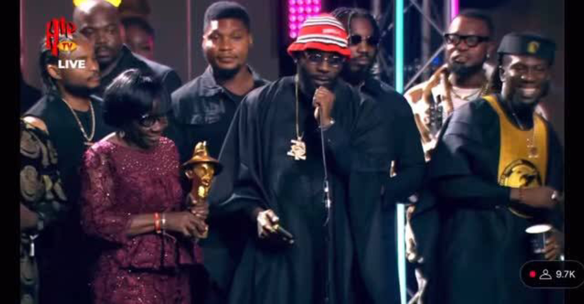 Odumodublvck's Mic Cuts Off During Speech At Headies Awards
